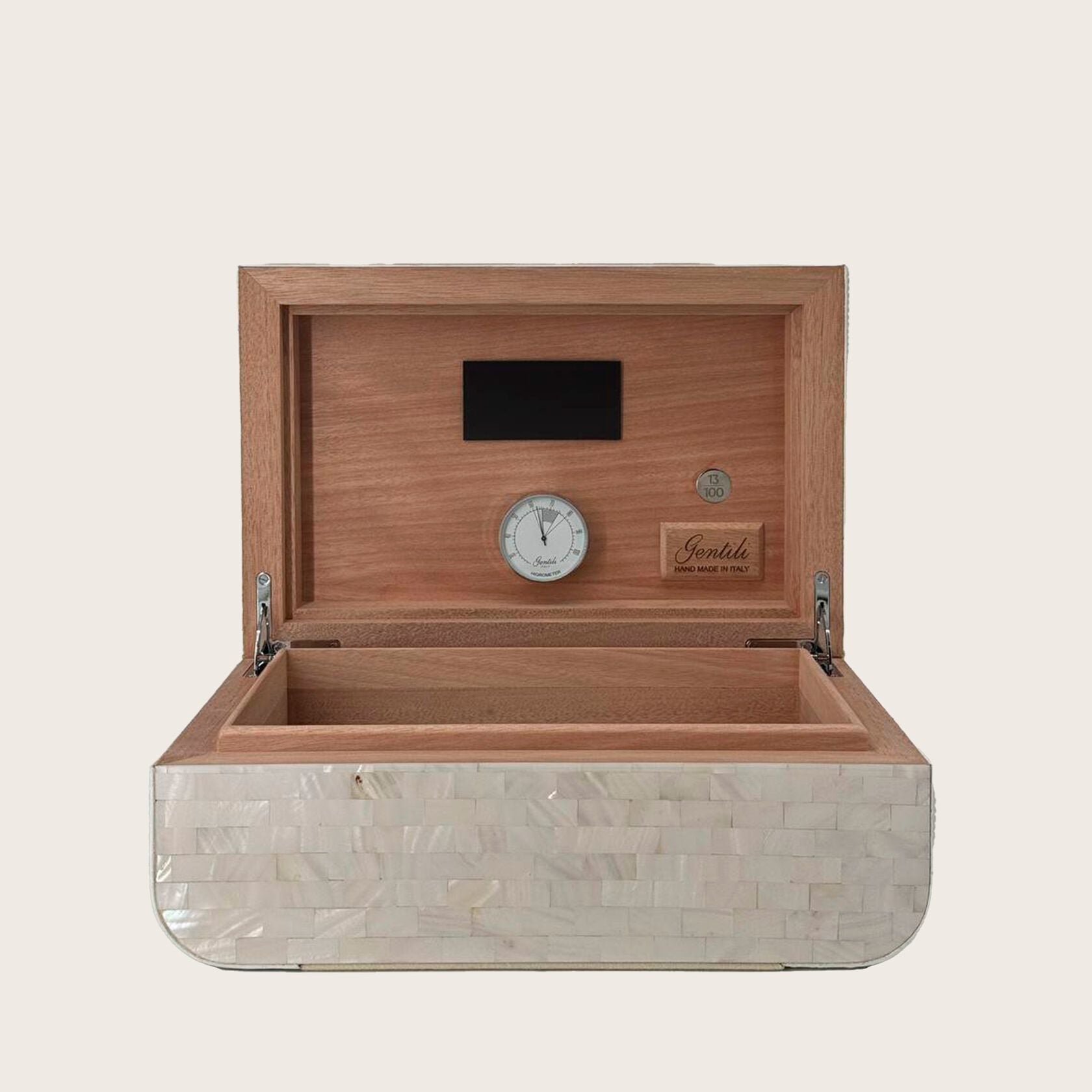 Humidors Gentili Humidor Perla 30 buy in Dubai – price 5177.00 in the ...